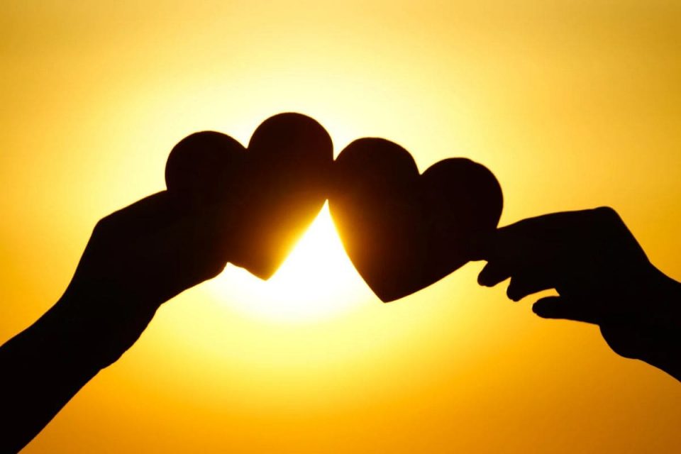 Symbolik Liebe: 15 Symbole Für Liebe & Bedeutung - Sinnopedia