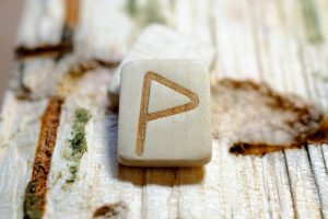 Mystische 20 Runen Bedeutung Der Schriftzeichen Der Wikinger! - Sinnopedia